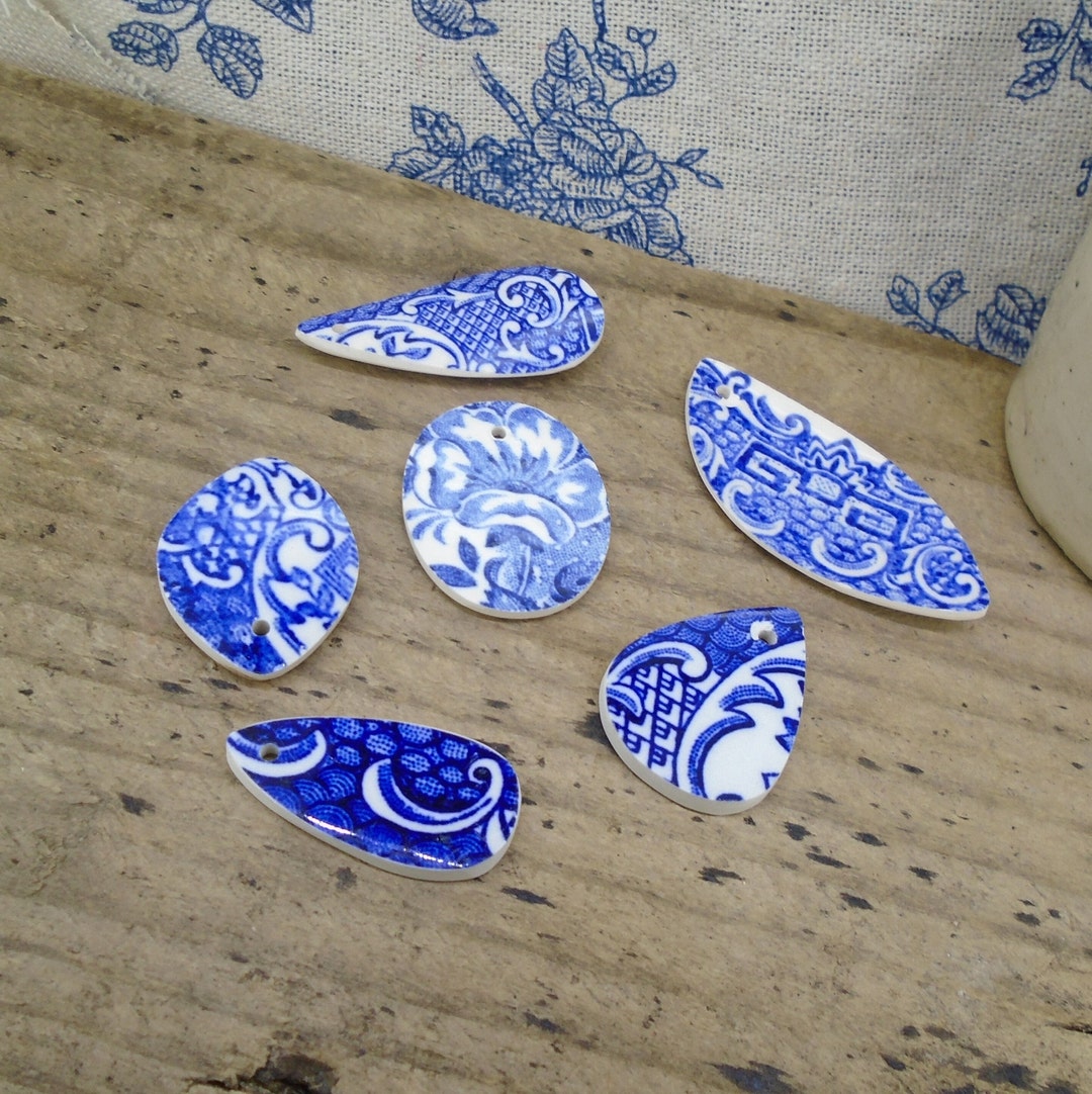 6 X Old Willow Vintage Porcelain Drilled Cabochons 13g Various Sizes ...