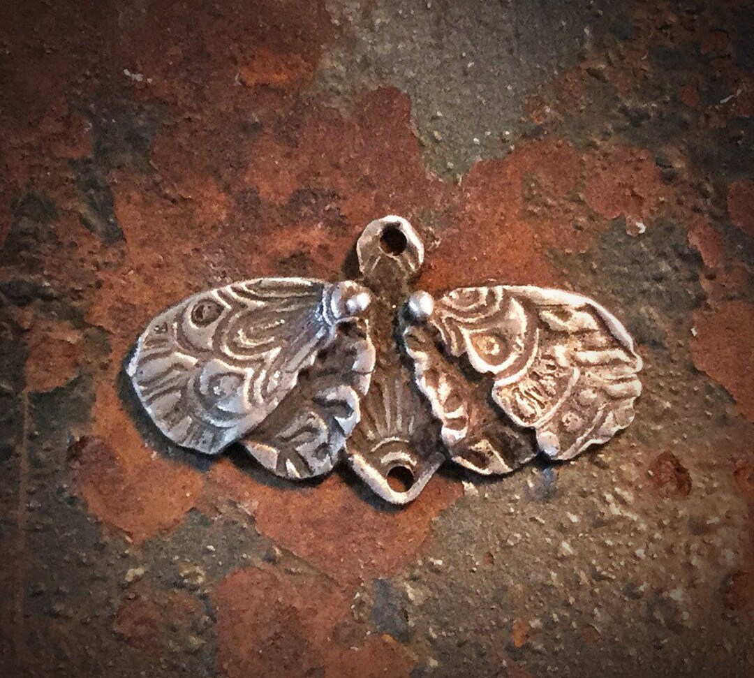 Moth Butterfly Charm, Vintage Quilt Design, Handmade Pewter Charm P1029 ...