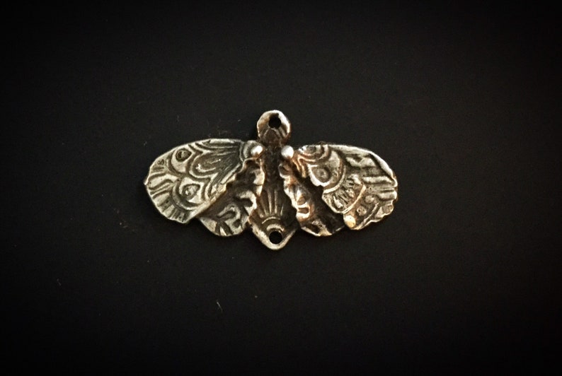 Moth Butterfly Charm Vintage Quilt Design Handmade Pewter - Etsy