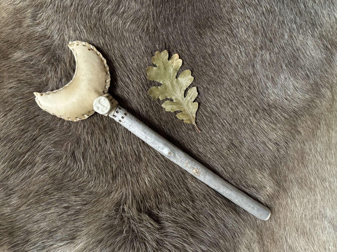 Crescent Moon Ritual Rattle ~ Ceramic Moon Medallion - Etsy