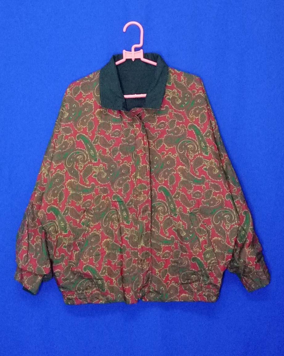 Paisley Ethnic Pattern Jacket Zipped up / Reversible Jacket / Seamless ...