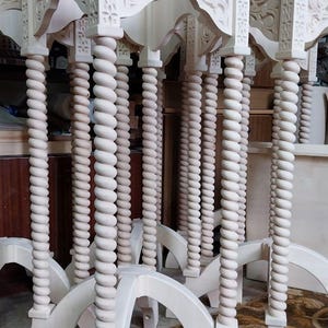 Wood Carved Twisted Column: DIY Table & Furniture Making - Etsy