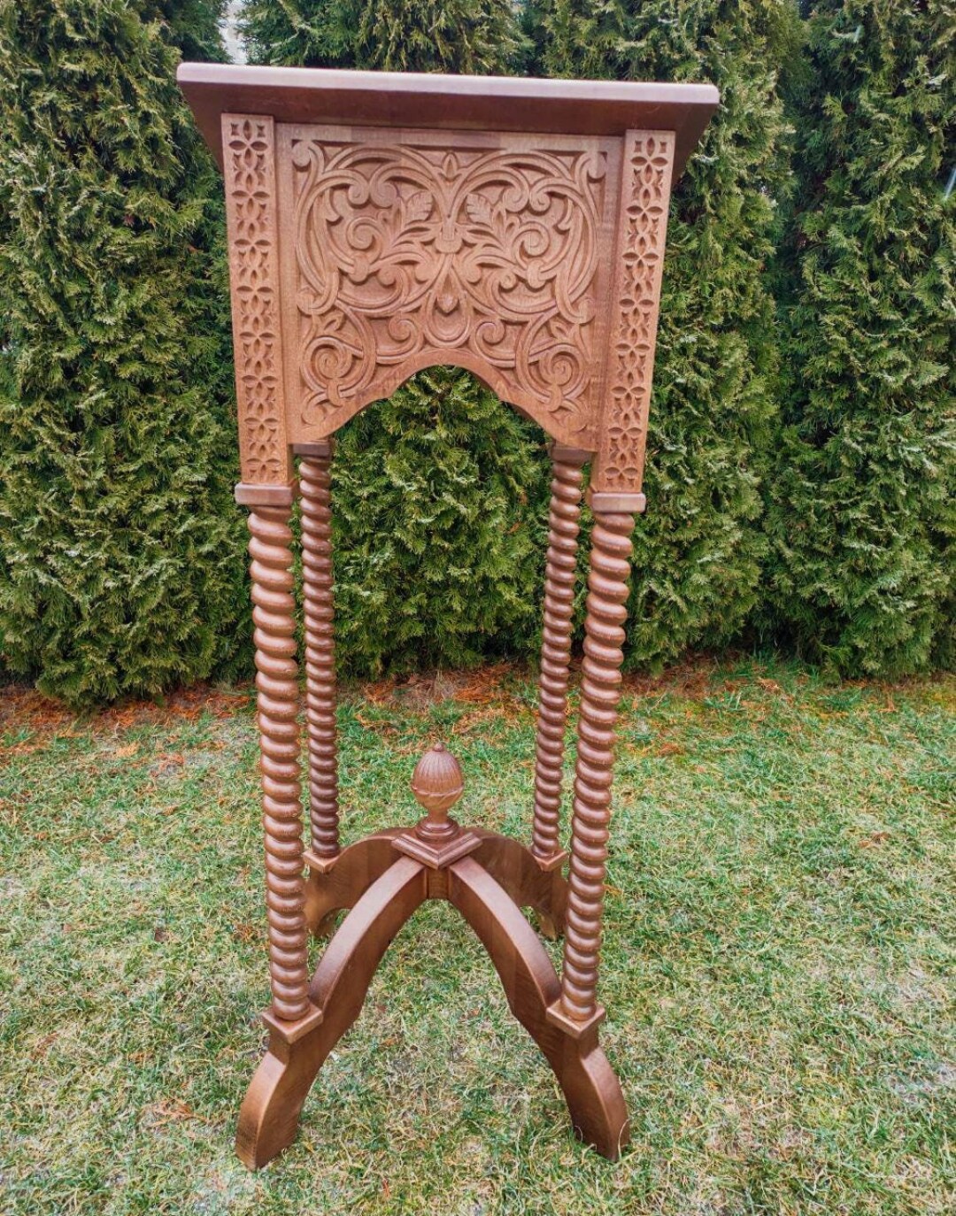 Christian Wooden Lectern | Elegant Bible Stand & Prayer Room Furniture ...