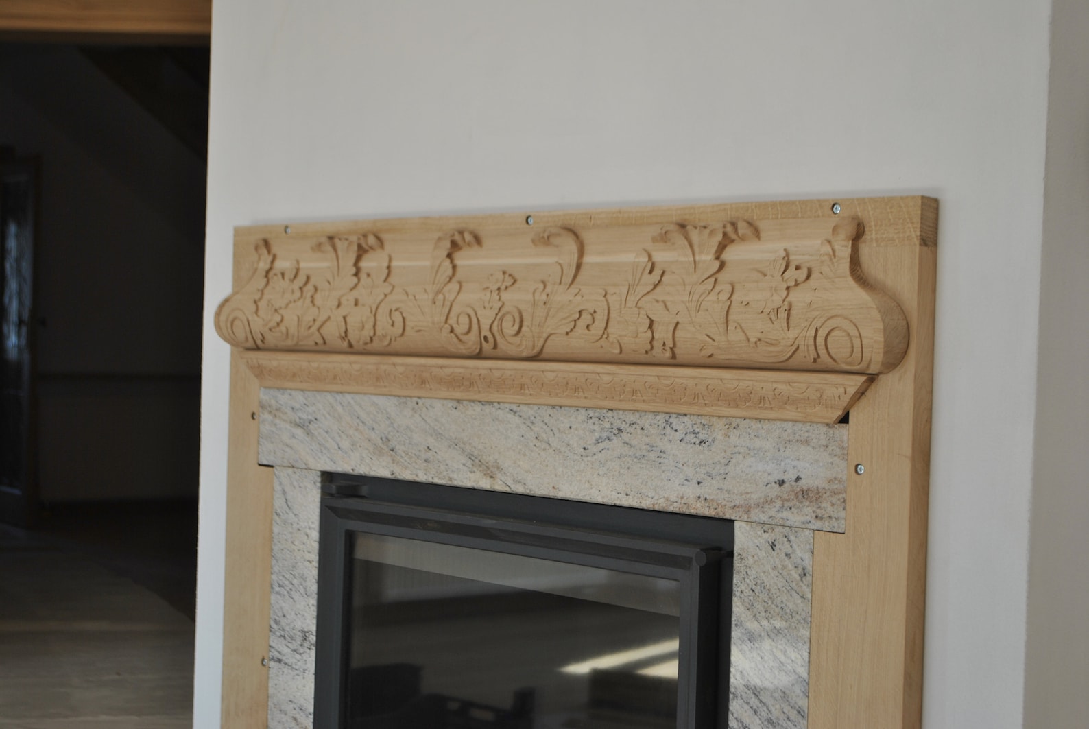 Wooden Fireplace Decorations Carving Oak Decorative Details Mantel ...