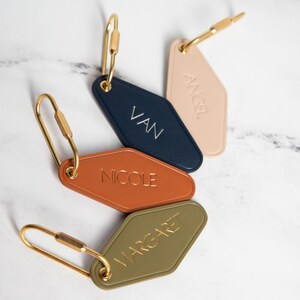 Embossed Diamond Leather Keychain name Luxury Key Chain FOB ...