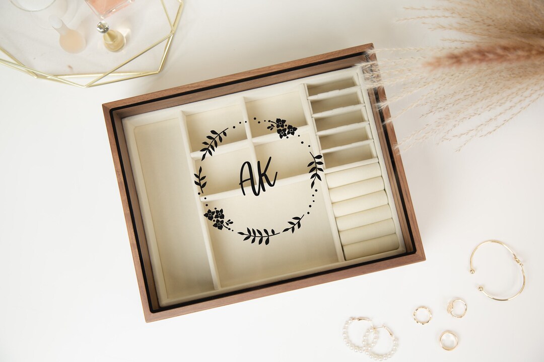Large Women's Jewelry Box (design 2) - Jewelry Organizer With Monogram ...