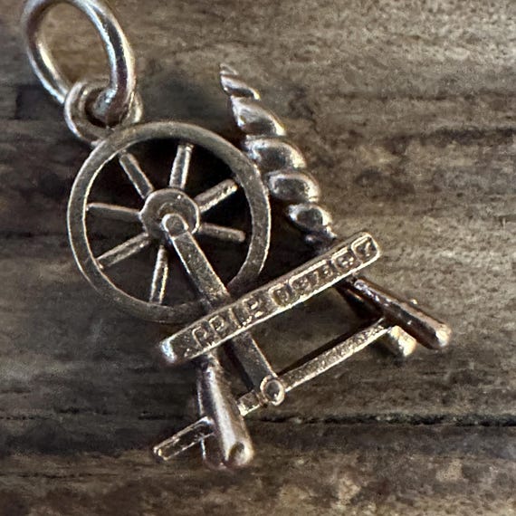 Vintage 1974 Solid 9ct Gold Spinning Wheel Charm, Bra… - Gem