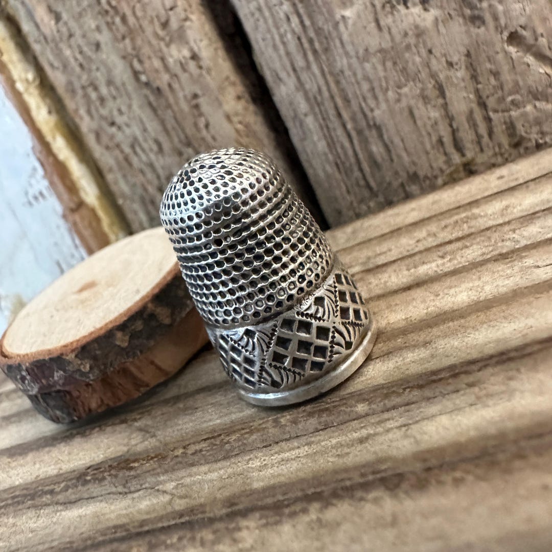 Heavy Vintage Solid Silver Thimble, 1901 London Hallmark, Fancy Craft ...