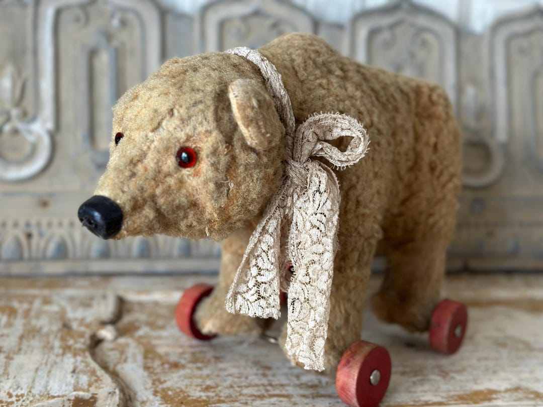 Sweet Old Pull Toy Teddy Bear on Wheels Teddy With Voice, Glass Eyes ...