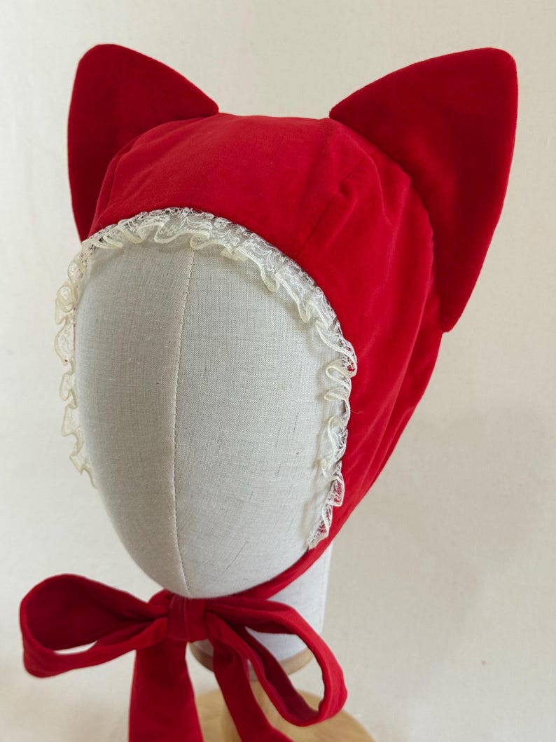 Cat Bonnet (red Velvet) - Etsy