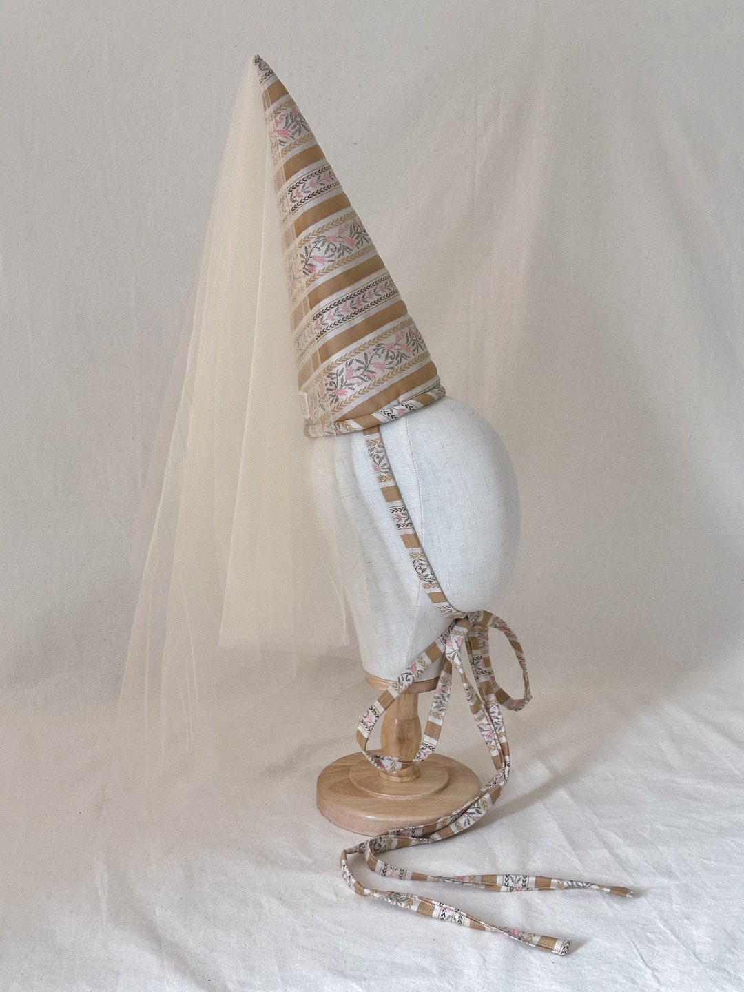 Hennin stripe - Etsy