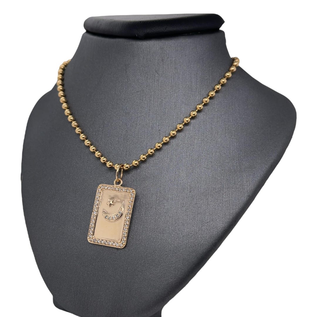 14K Yellow Gold Diamond Moon and Star Pendant - Etsy
