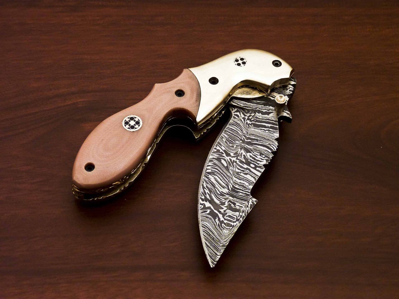 Custom Blood Grooved Custom Damascus Pocket Knife With Leather Sheath F ...