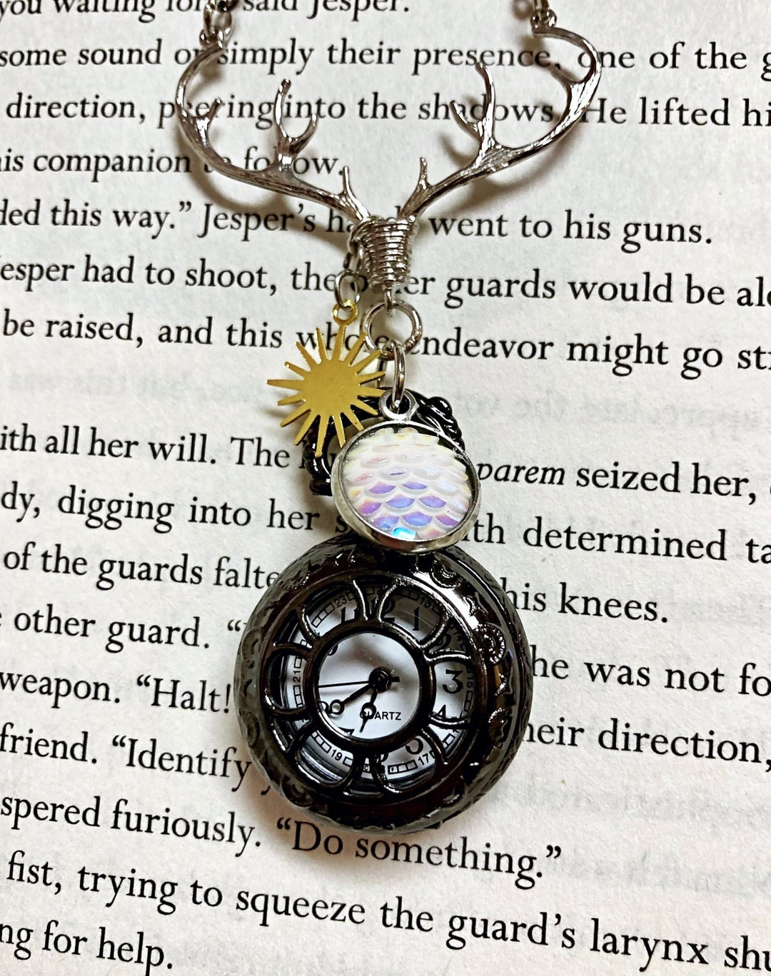 Shadow and Bone Inspired Pocket Watch Necklace - Grisha Inspired ...