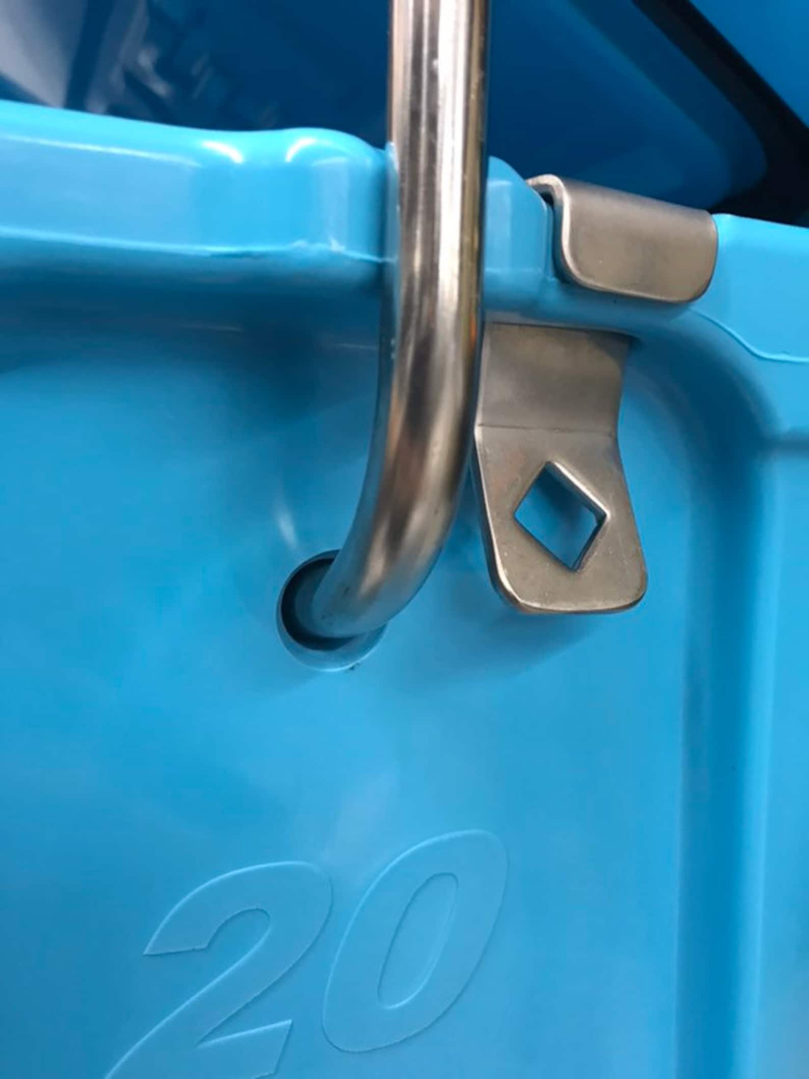 Small Cooler Lock Bracket for Yeti-roadie 20 and RTIC 20 Coolers; Made ...