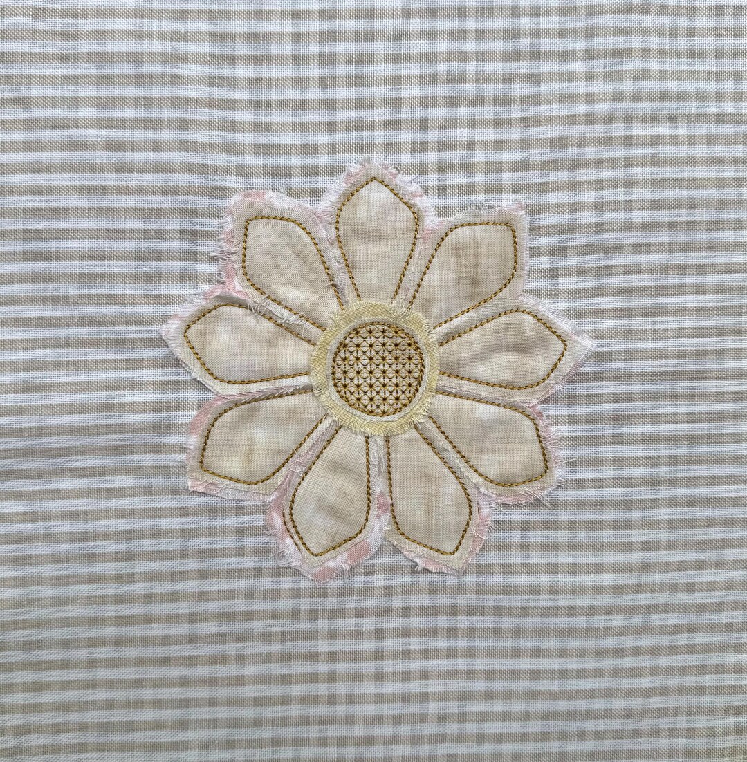 Daisy Raw Edge Flower Applique, 5,6,7,8,9 In. Hoop, Machine Embroidery ...