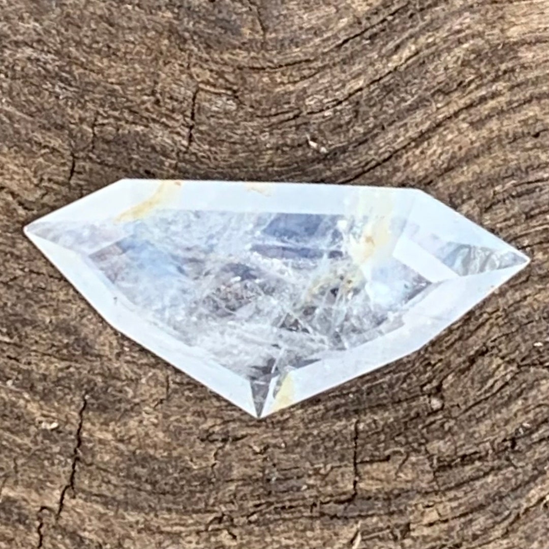 Hazy White Sapphire Geometric Shape Portrait Cut Tablet 1.25 Ct Natural ...