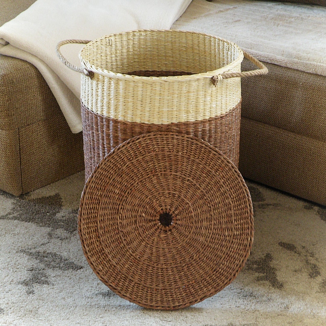 Large Wicker Round Basket With Lid Two Tone Woven Storage Basket ...