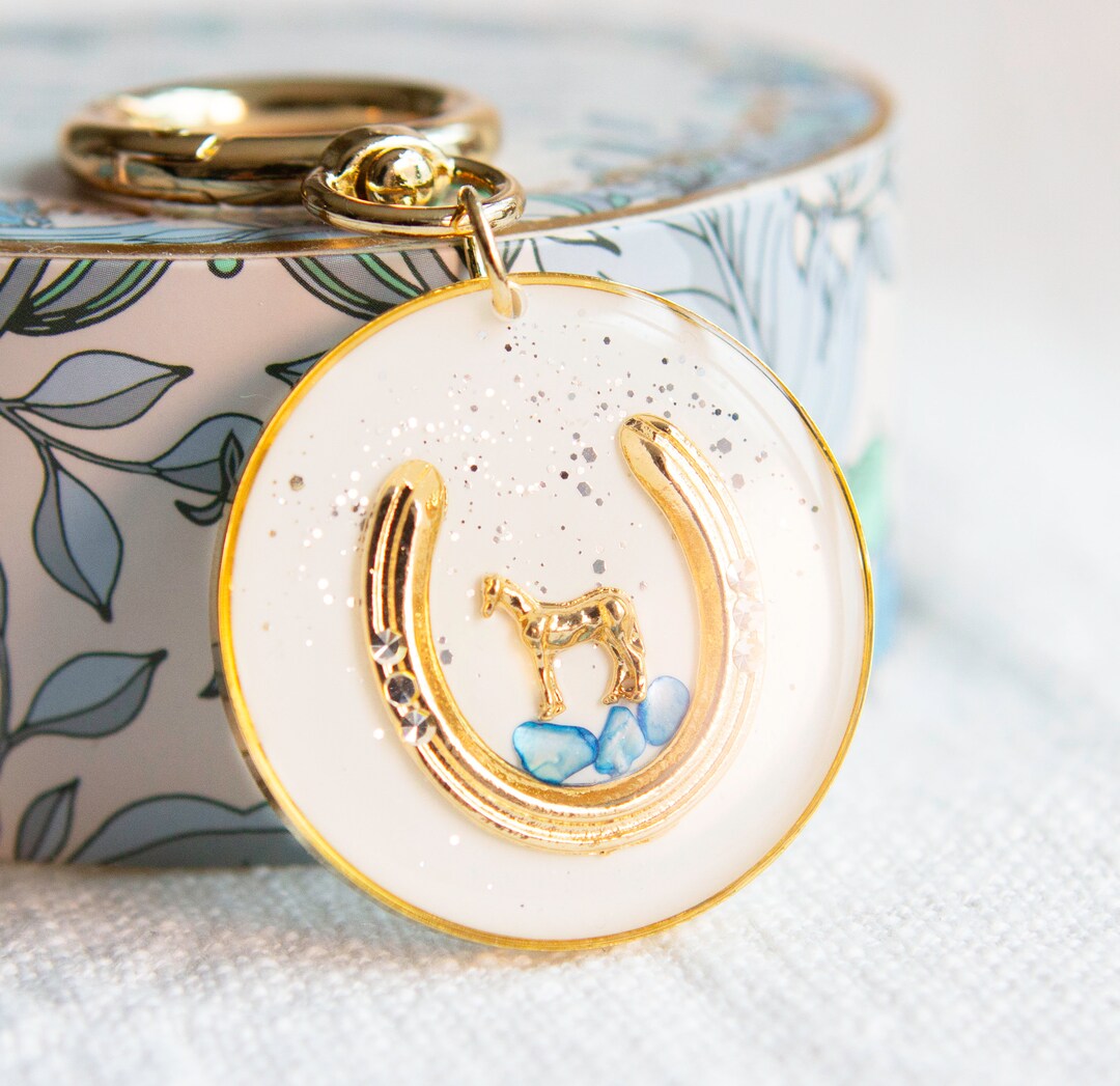 Horse & Horseshoe Keychain: Horse Lovers Bag Charm - Etsy
