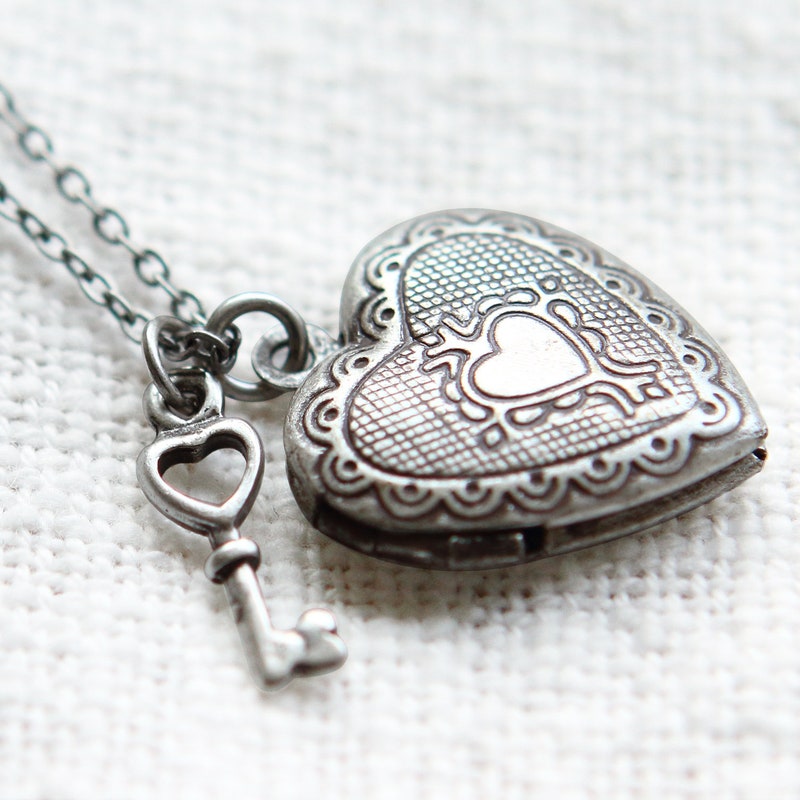 Key and Locket - Etsy