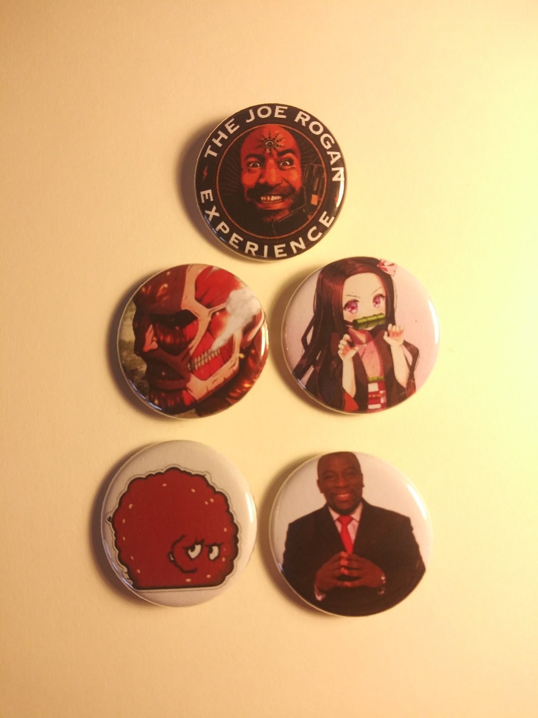 TV/Youtube-Pins - Etsy Österreich