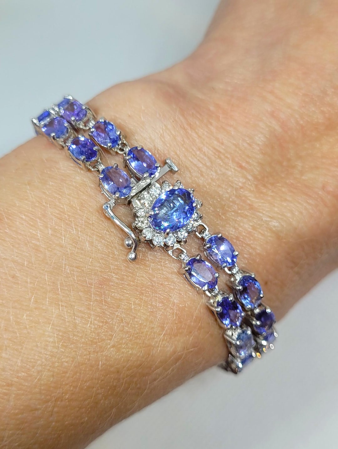 14kt White Gold Natural 22.35cttw Tanzanite & .40cttw Diamond Bracelet ...