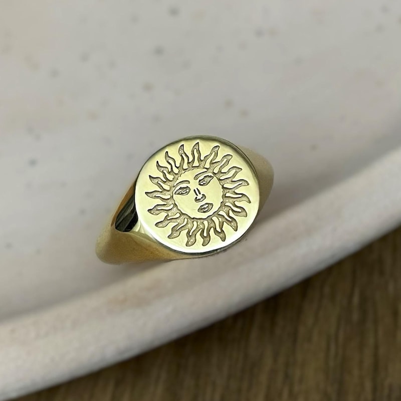 Sun Signet Ring - Etsy