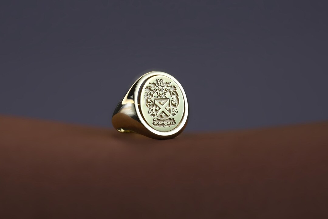 Custom Gold Swivel Family Crest Signet Ring, Family Crest Signet Ring ...