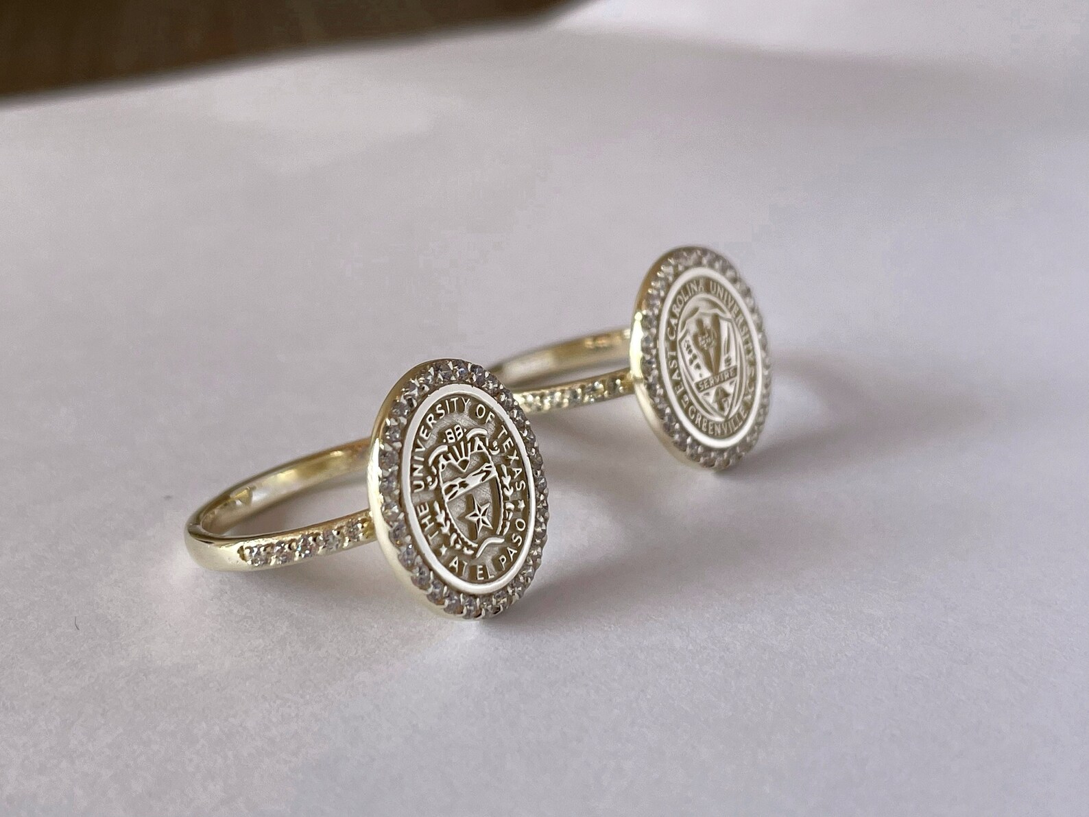 Gold Diamond Pave College Class Rings, Women's Class Ring, Gold ...