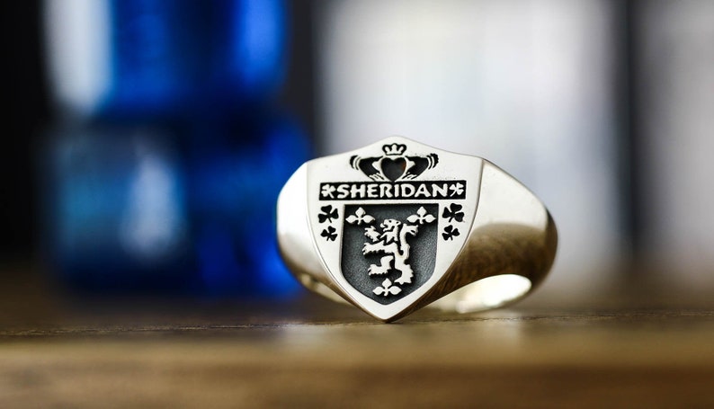 Irish Family Crest Signet Ring, Family Crest Rings, Family Symbols ...