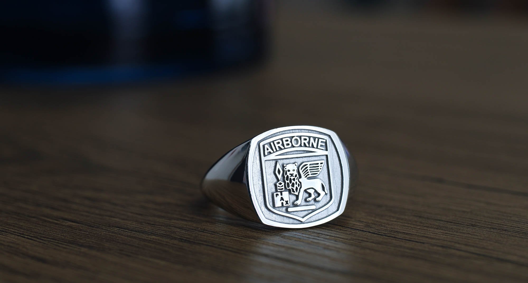 14k Solid Gold Family Crest Ring, Family Crest Rings, Heraldic Ring ...