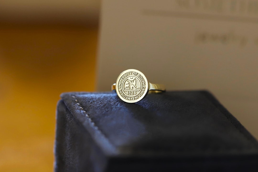 Gold Class Ring, Graduation Gold Ring, 10k Gold Class Ring, 14k Gold ...