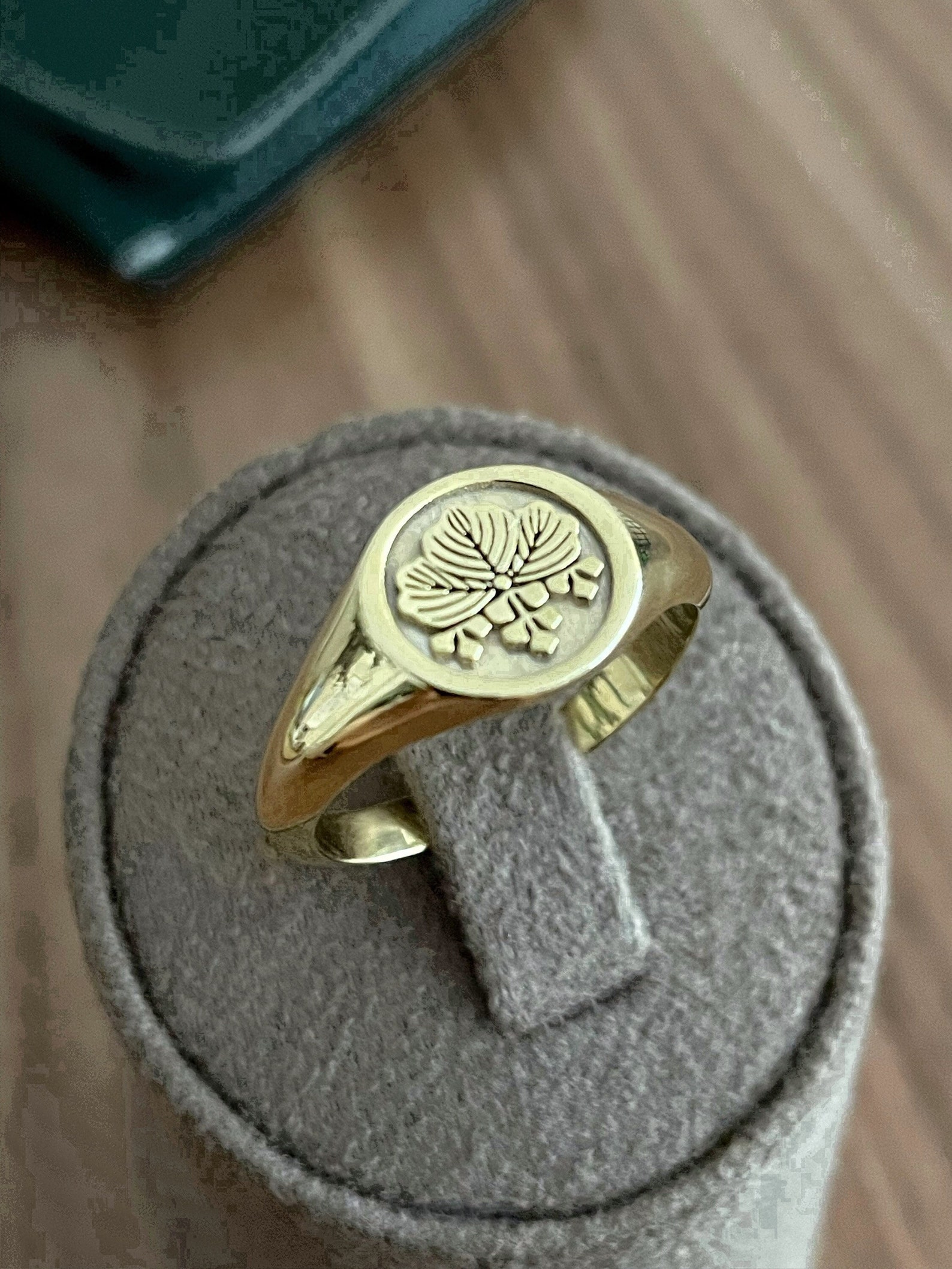 Gold Family Crest Signet Ring, Gold Coat of Arms Signet Ring, Solid ...