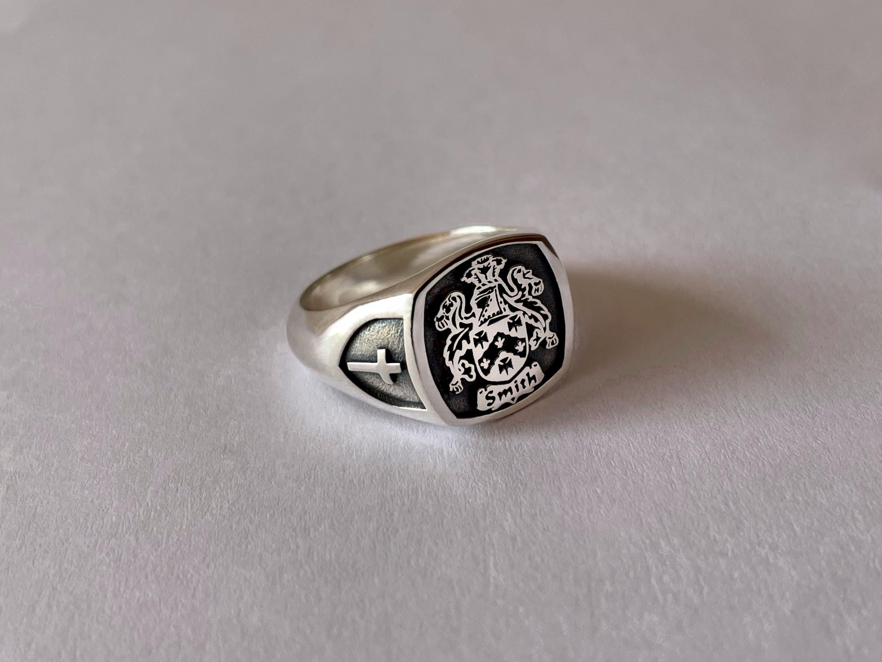 Custom Engraved Mens Family Crest Signet Ring, Engraved Signet Ring ...