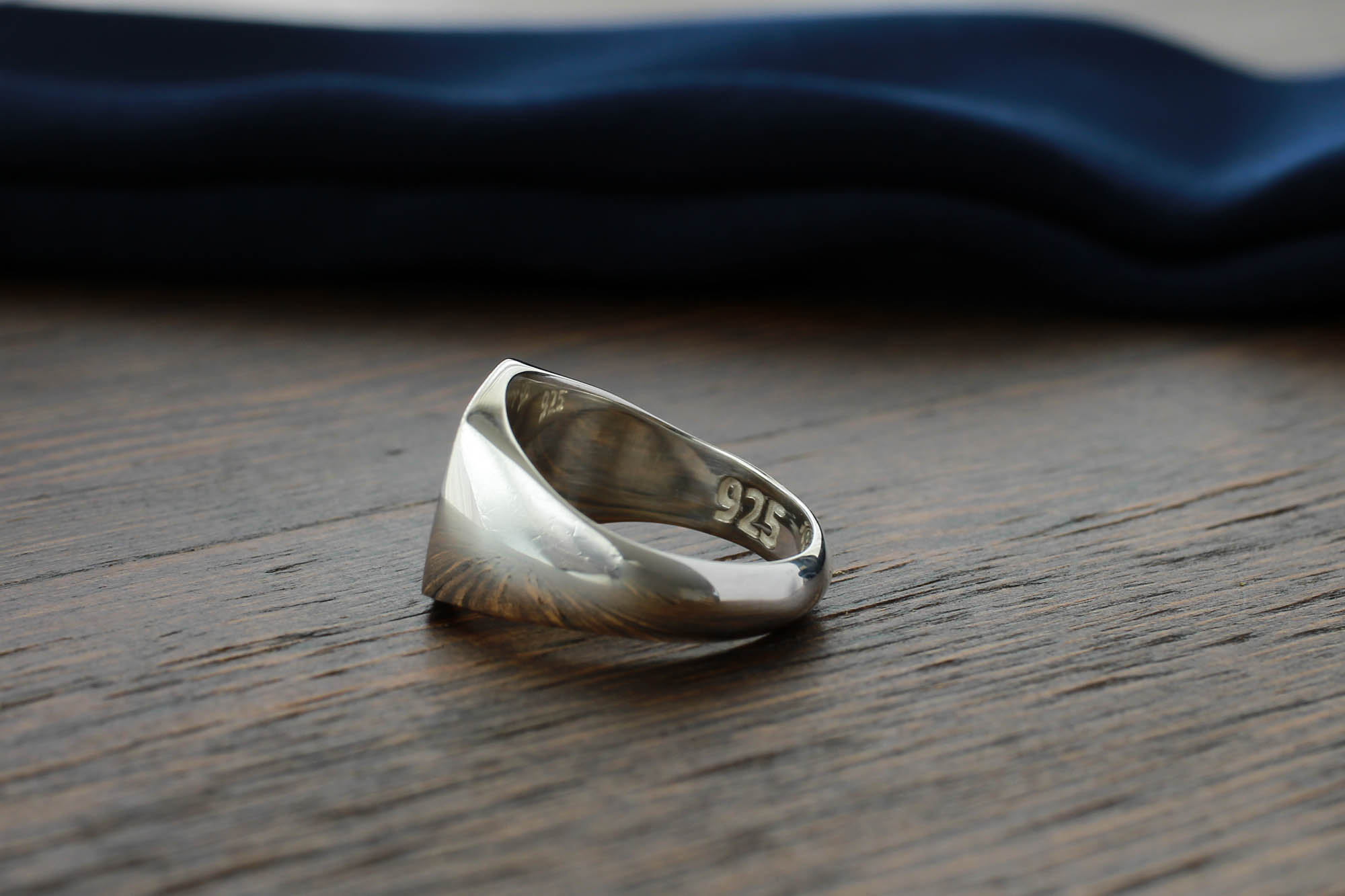 Silver Engraved Cushion Signet Ring Custom Signet Ring Mens - Etsy UK