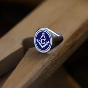 Custom Masonic Swivel Signet Ring With Black Enamel and Engravable ...