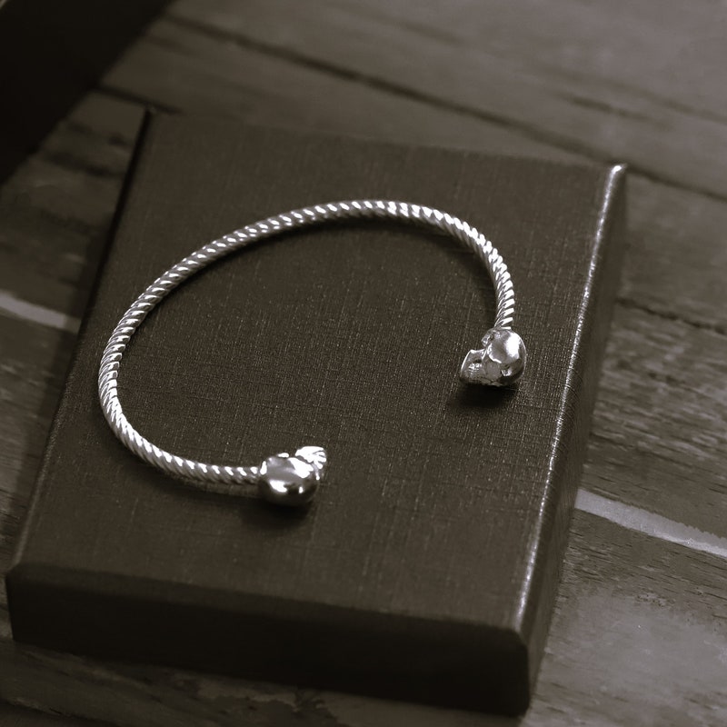 Bangle Skull Bracelet - Etsy