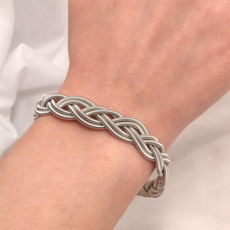 Repurposed Guitar Strings - Etsy