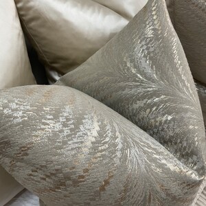 Luxury Wheat & Gold Metallic Luxor Cushion Cover New Home Sofa and Bed ...