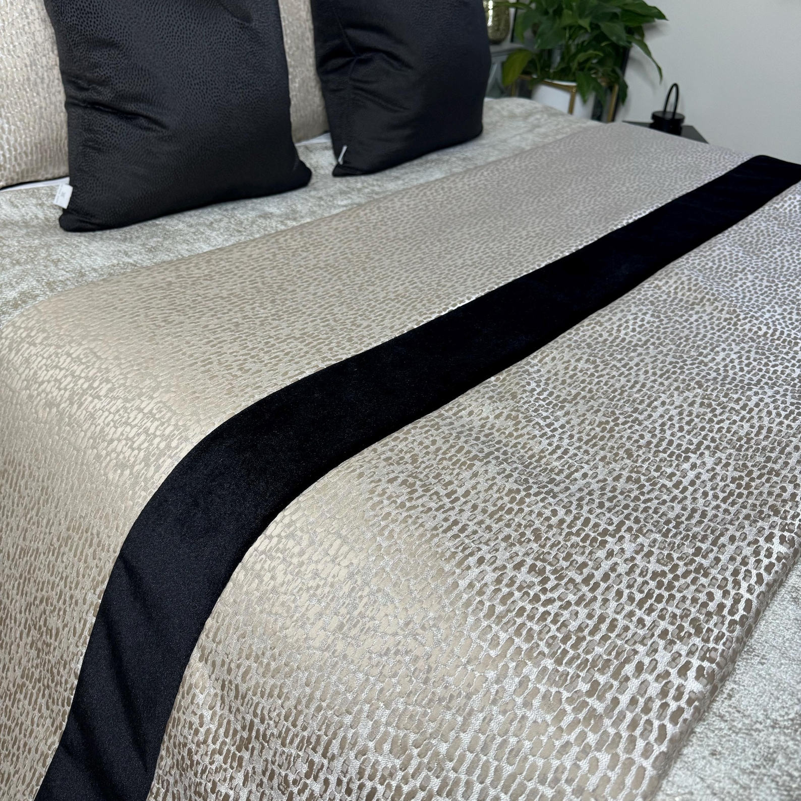 Elegant Black Gold Champagne Bed Runner: Luxury Antelope Print Scarf ...