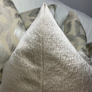 Luxury Elegant Champagne Cushion Cover 22", Luxury Textured Pillow ...