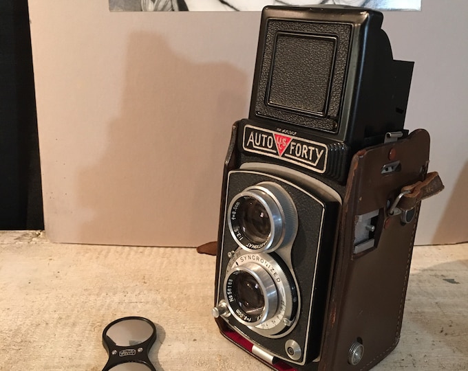 Vintage Film Camera Rare Universal Roamer II 620 Film Camera 1930's ...