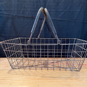 Vintage Wire Shopping Basket, Large Wire Market Basket, Rustic ...