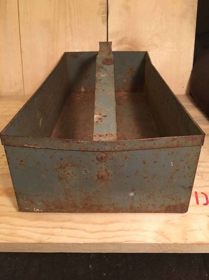 Vintage Lyon Metal Tool Box, Rustic Tool Caddy, Plant Caddy, Garden ...