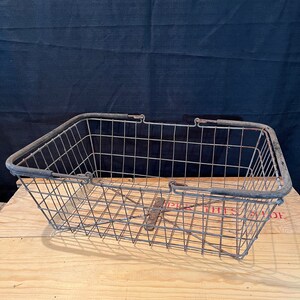 Vintage Wire Shopping Basket, Large Wire Market Basket, Rustic ...