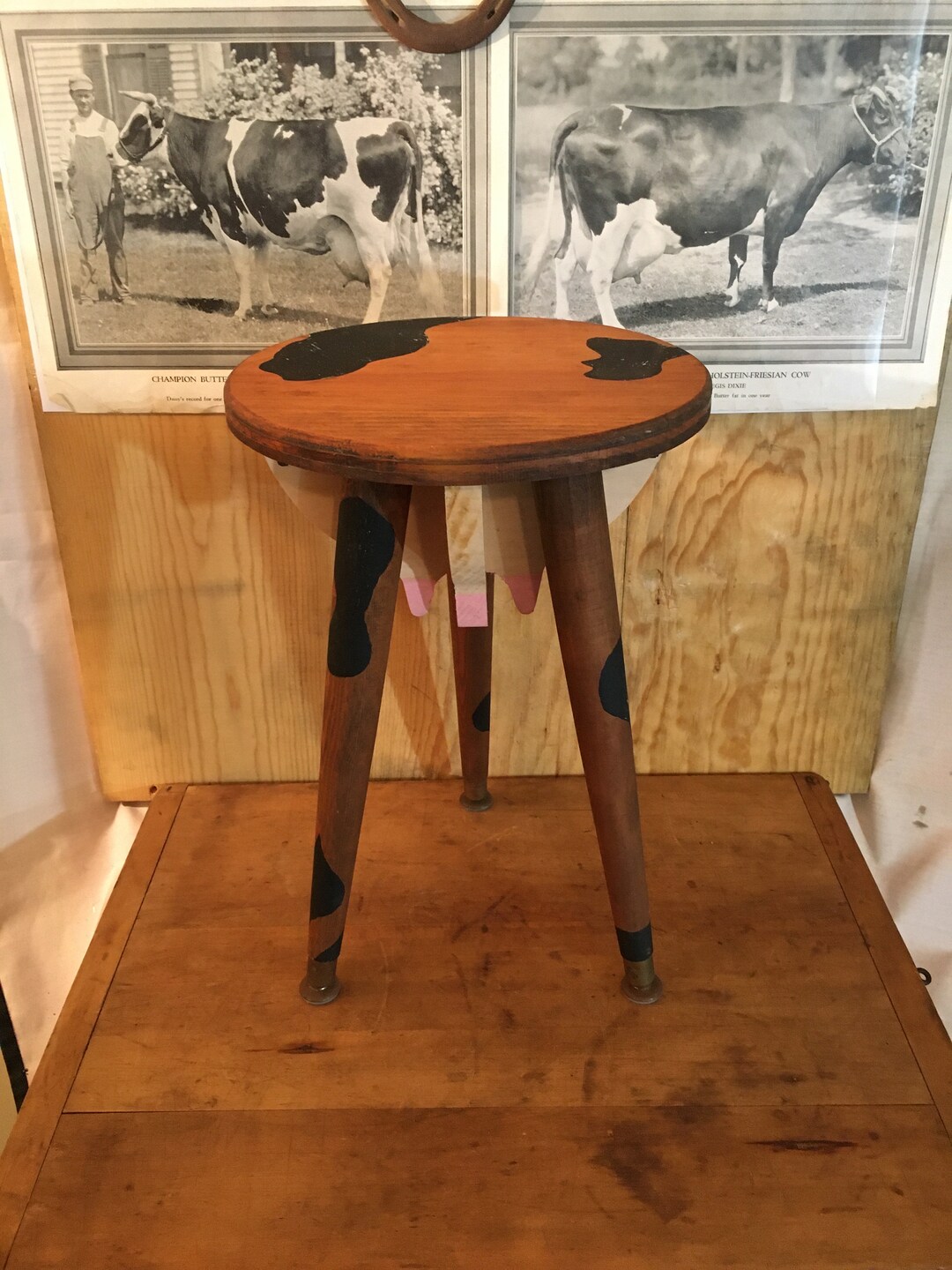 Vintage Cow Stool With Udders, Rustic Farmhouse Decor, 3-legged Stool ...