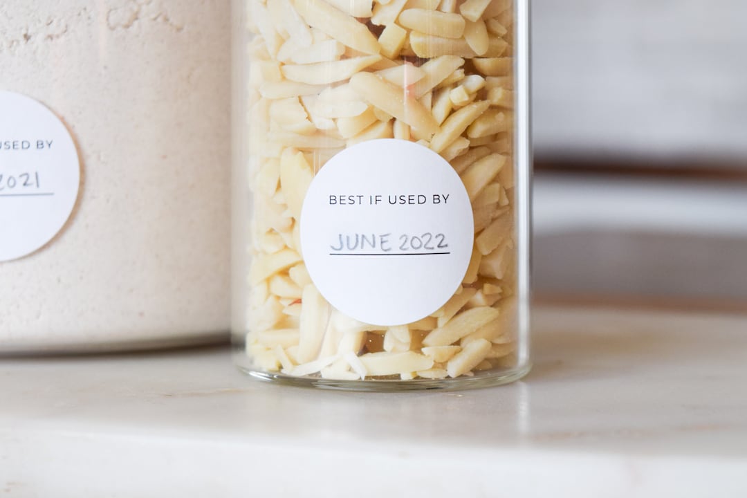 Best If Used by Labels • Pack of 48 • 1.25" Round Stickers • Easy to ...