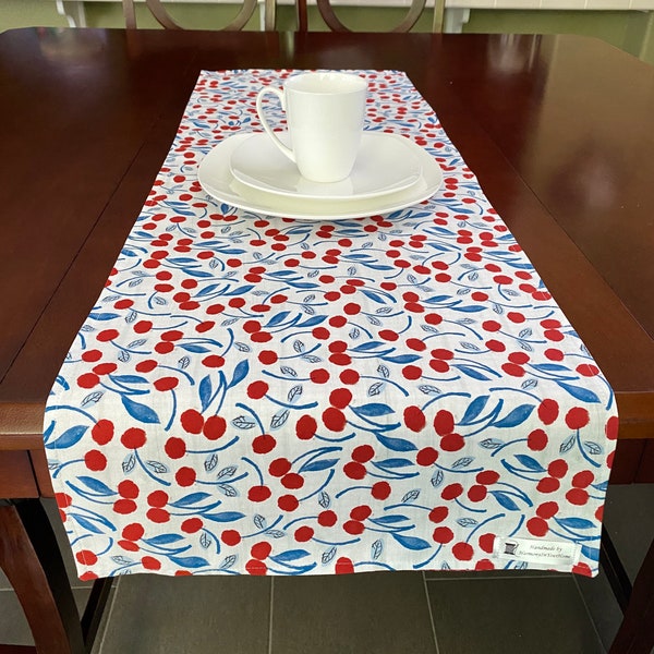 Summer Table Runner - Etsy