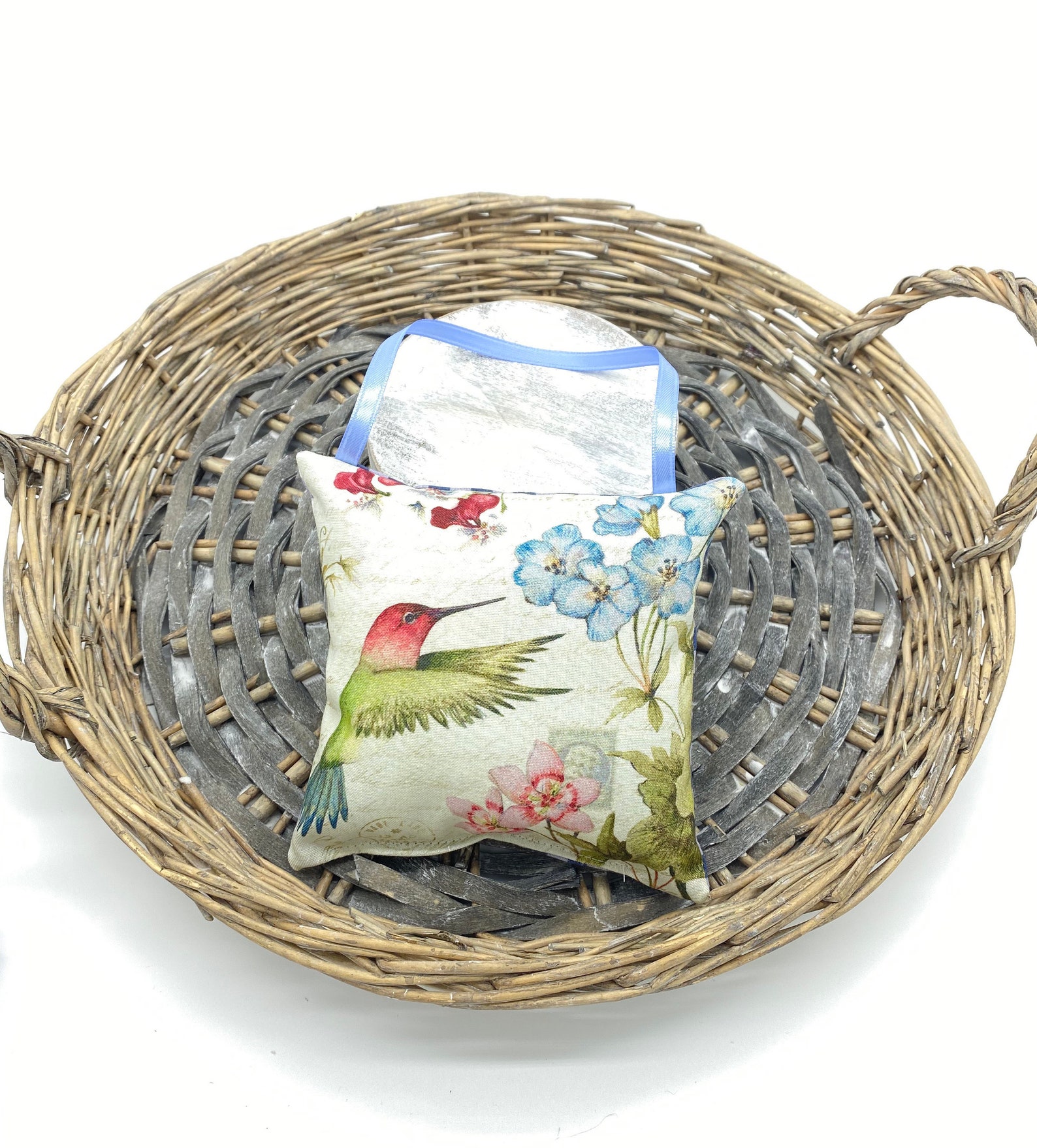 Bird Mini Pillow, Tiered Tray, Farmhouse Cottage Summer, Garden Mini ...