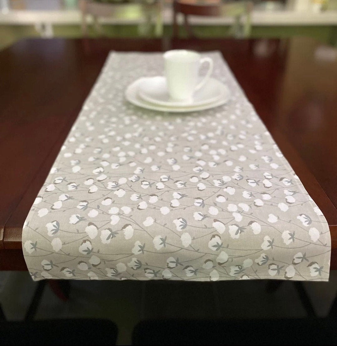 Farmhouse Table Runner/floral Farmhouse Decor/ Farmhouse Kitchen Decor ...